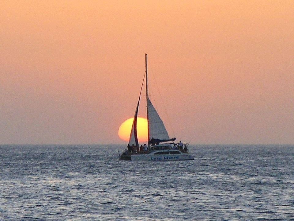 Playa Flamingo Sunset Catamaran Tour
